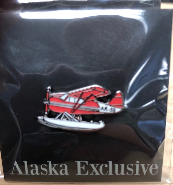 Alaska Seaplane Pin – White Floats – Alaska Aviation Museum